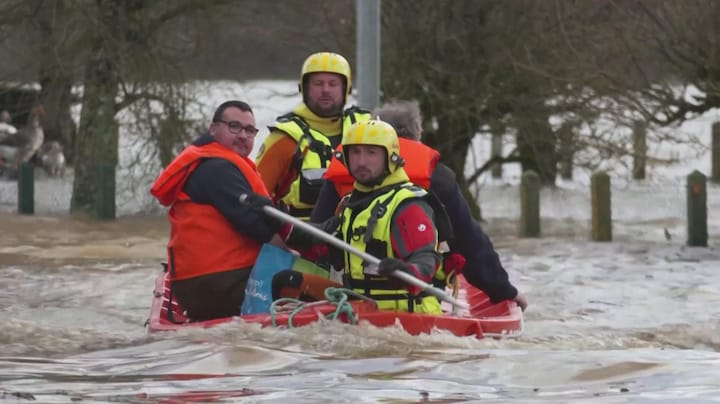 Code rood in westen Frankrijk: honderden mensen geëvacueerd