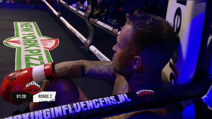 Melvin Manhoef te sterk voor Dave Roelvink: Knock down in tweede ronde Boxing Influencers