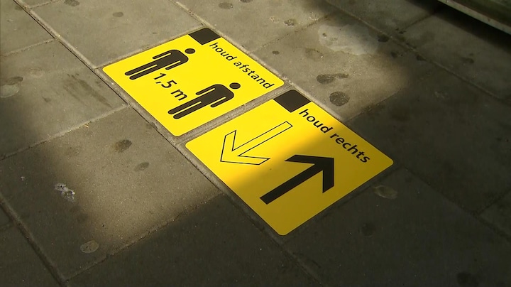 Vier treden afstand op de roltrap: zo ziet het 1,5-meter-station eruit