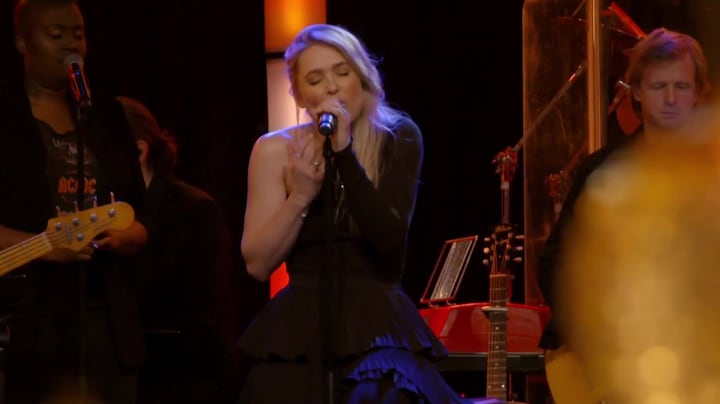 Alice Hoes over optreden: 'Is bijna net als seks'