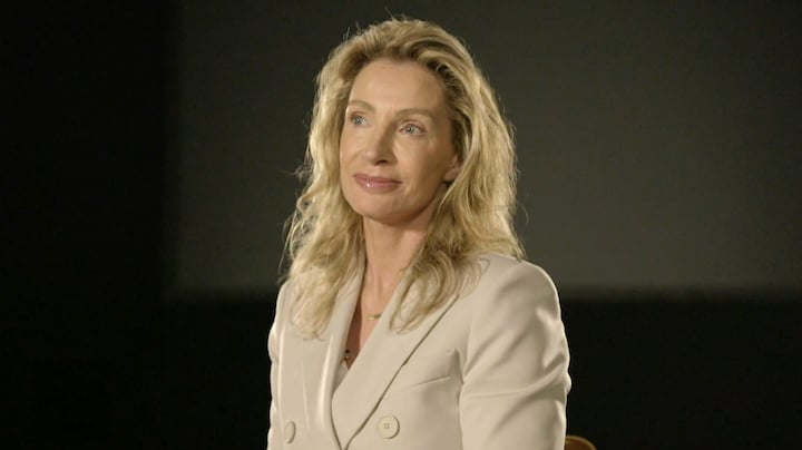 Sonja Holleeder blijft in anonimiteit en prijst zus Astrid om ...