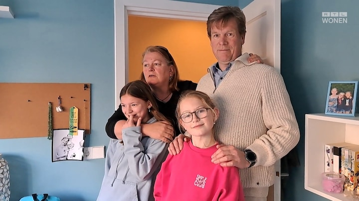 Arnoud en Patricia geven een tour door het huis na Kopen of Slopen ...