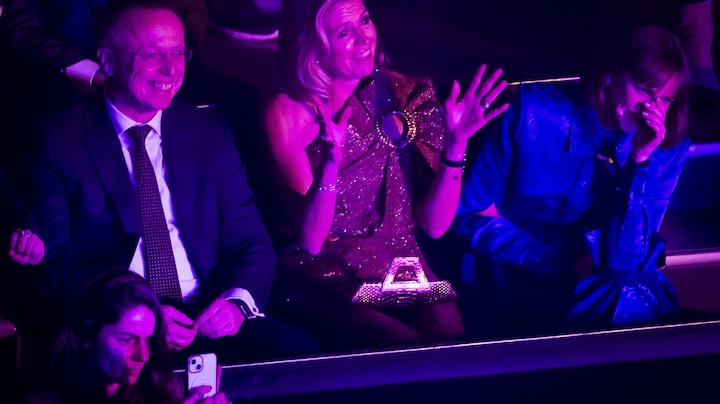 Koningin Máxima zingt uit volle borst mee met ABBA's Dancing Queen