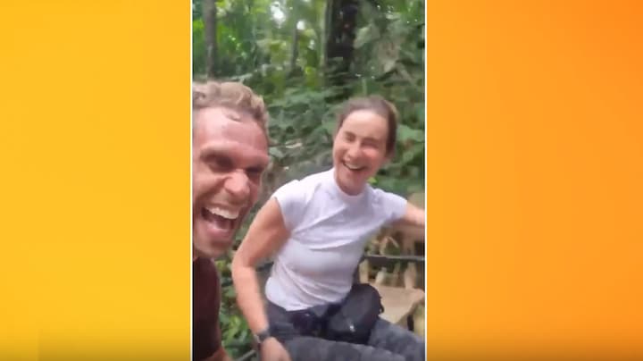 Dick deelt het bed met Moniek in B&B Vol Liefde: 'Fysieke kant verkennen'